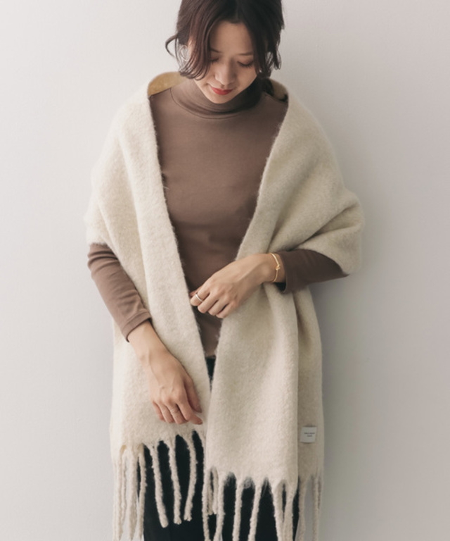 写真 (12枚目) - どの色を合わせる？トップスの色別「ストール配色見本」18連発 - LOCARI（ロカリ） - LOCARI（ロカリ）