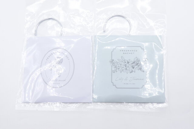 写真 1枚目 ダイソーでリピ買い決定！部屋中に使いたい♡香りが良すぎるアロマグッズ Locari（ロカリ）
