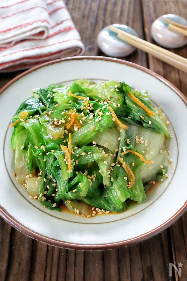 写真 (7枚目) - やみつきになるおいしさ♡レタスがまるっとなくなる「簡単サラダ＆副菜レシピ」12選 - LOCARI（ロカリ）