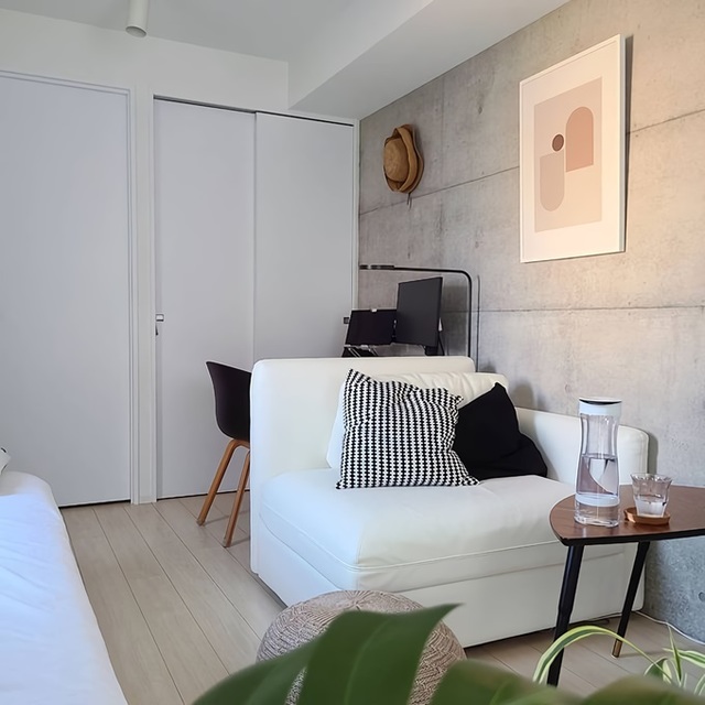 写真 (8枚目) - ＜6畳～8畳ワンルーム・1K＞ゆったり広々！家具配置＆部屋レイアウト実例集 - LOCARI（ロカリ）