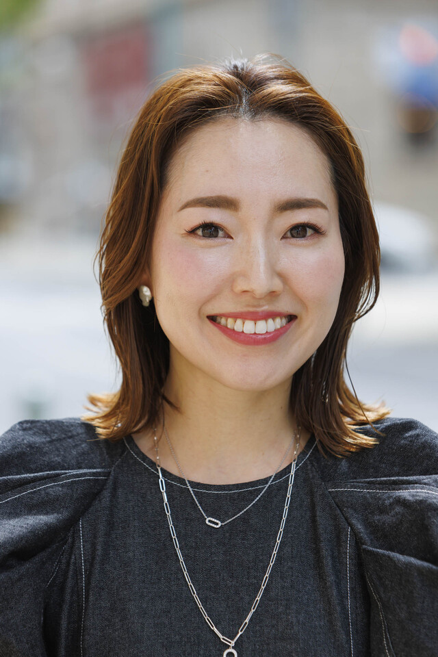 写真 (2枚目) - [ボブヘア]は外ハネ派？内巻き派？関西ママをSNAPした！ - LOCARI（ロカリ）