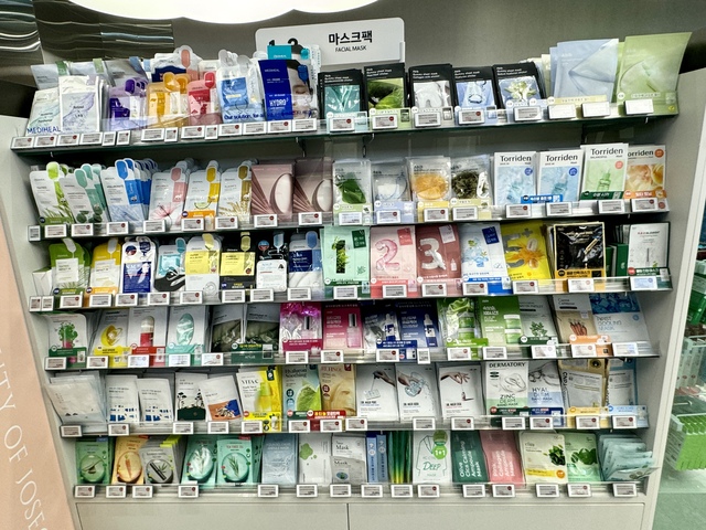 写真 (2枚目) - 【2024年最新】オリーブヤングで手に入れるべき！おすすめの韓国シートマスク7選♡ - LOCARI（ロカリ）