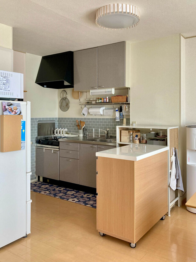 写真 (9枚目) - 「ちょうどいい場所」に収納をつくって、居心地よく。2DKの一人暮らしインテリア - LOCARI（ロカリ）