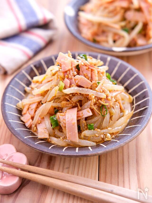 写真 (2枚目) - 最短5分で完成！安くて美味しい「もやしレシピ」15選 - LOCARI（ロカリ） - LOCARI（ロカリ）