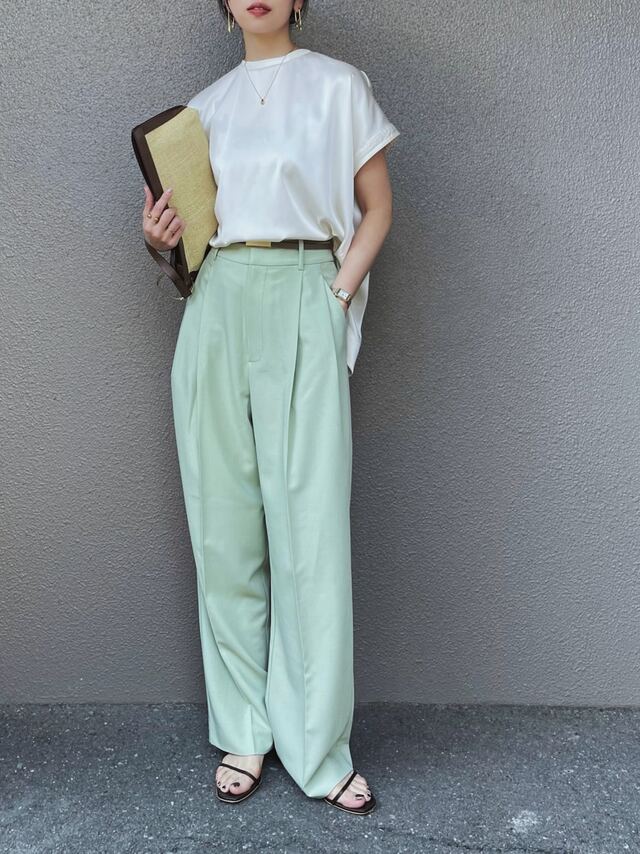 写真 (13枚目) - 暑い「32度服装」18選！アイテム別にきれいめからカジュアルまでコーデを解説 - LOCARI（ロカリ）