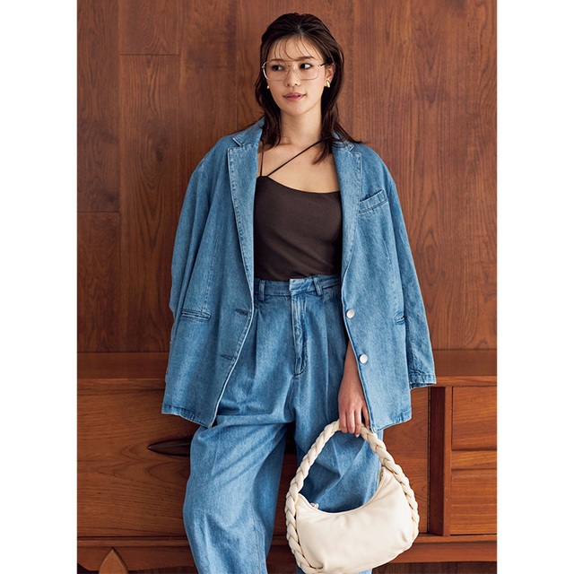 写真 (12枚目) - 最旬[肌見せオシャレ7選]大人が“イタく”見えない正解バランスって？ - LOCARI（ロカリ）