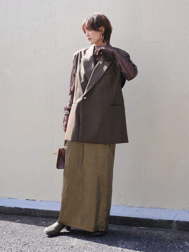 写真 (11枚目) - 40代に似合う同窓会の服装は？NGコーデやポイントも紹介 - LOCARI（ロカリ） - LOCARI（ロカリ）