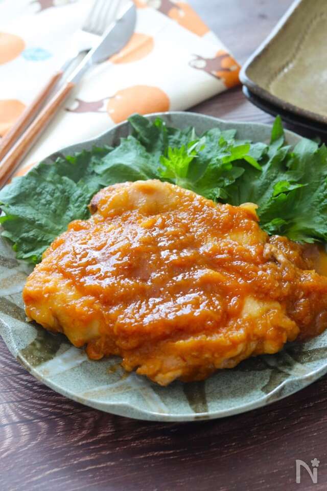 写真 (5枚目) - 「鶏肉×大葉」が最強に旨い！夏に人気の「爽やかレシピ」32選 - LOCARI（ロカリ） - LOCARI（ロカリ）