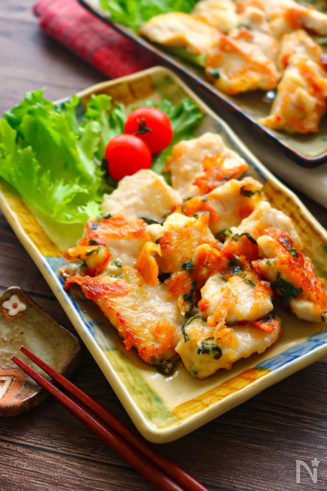 写真 (26枚目) - 「鶏肉×大葉」が最強に旨い！夏に人気の「爽やかレシピ」32選 - LOCARI（ロカリ） - LOCARI（ロカリ）