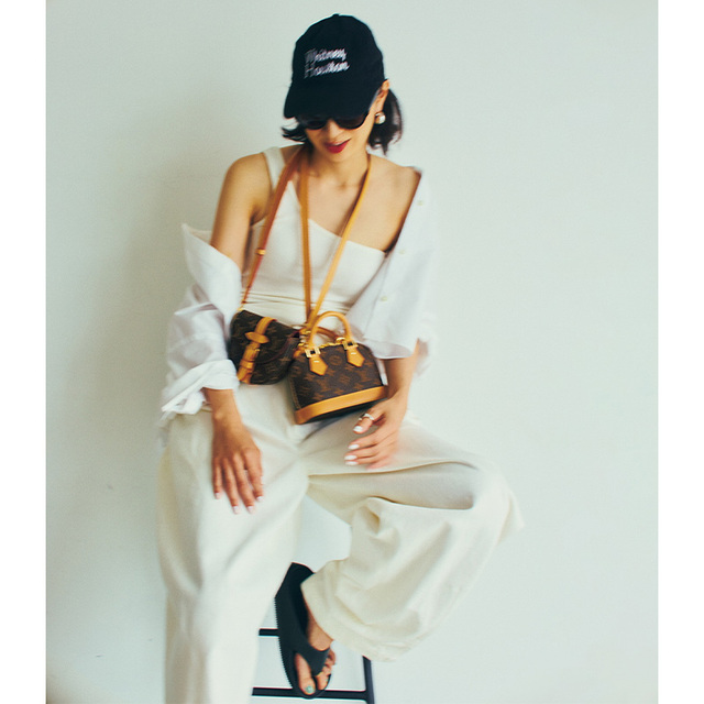 写真 (2枚目) - 差がつく[今どき相棒バッグ]人気ブランドからプチプラまで30選！ - LOCARI（ロカリ）