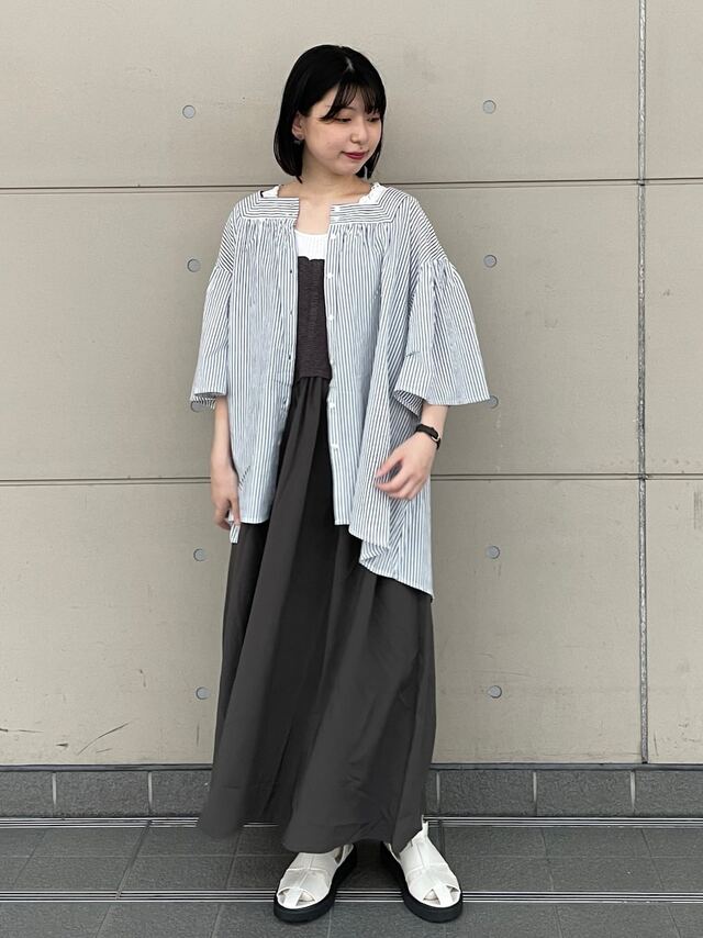 写真 (20枚目) - リボンブラウスコーデ29選！大人っぽく着回すコツ大特集！ - LOCARI（ロカリ）