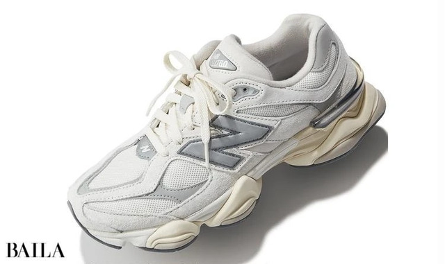 写真 (18枚目) - [大人に似合う人気スニーカー110選]白、黒、グレー…カラー別に一挙公開！ - - LOCARI（ロカリ）