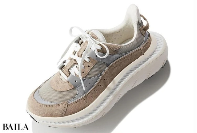 写真 (96枚目) - [大人に似合う人気スニーカー110選]白、黒、グレー…カラー別に一挙公開！ - LOCARI（ロカリ）