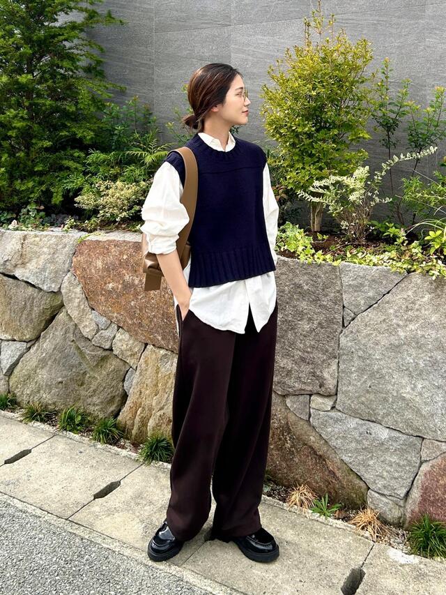 写真 (1枚目) - ユニクロ：シー「スウェットワイドパンツ」が爆売れ中！ダサく見えない垢抜けコーデ8選 - LOCARI（ロカリ）