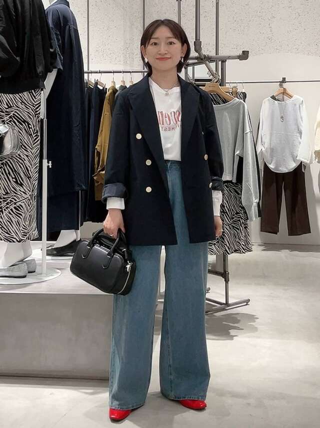 写真 (12枚目) - 40代が垢抜ける！カジュアルコーデをおしゃれに見せる方法 - LOCARI（ロカリ） - LOCARI（ロカリ）