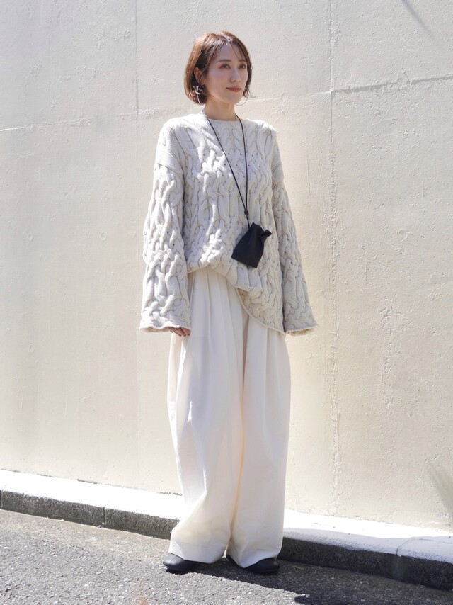 写真 (17枚目) - 40代が垢抜ける！カジュアルコーデをおしゃれに見せる方法 - LOCARI（ロカリ） - LOCARI（ロカリ）