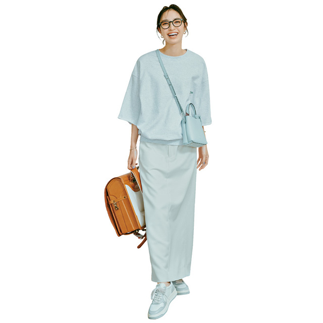 写真 (5枚目) - 運動会ママの[スニーカーコーデ7選]きれい見えカジュアルで好感度UP - LOCARI（ロカリ）