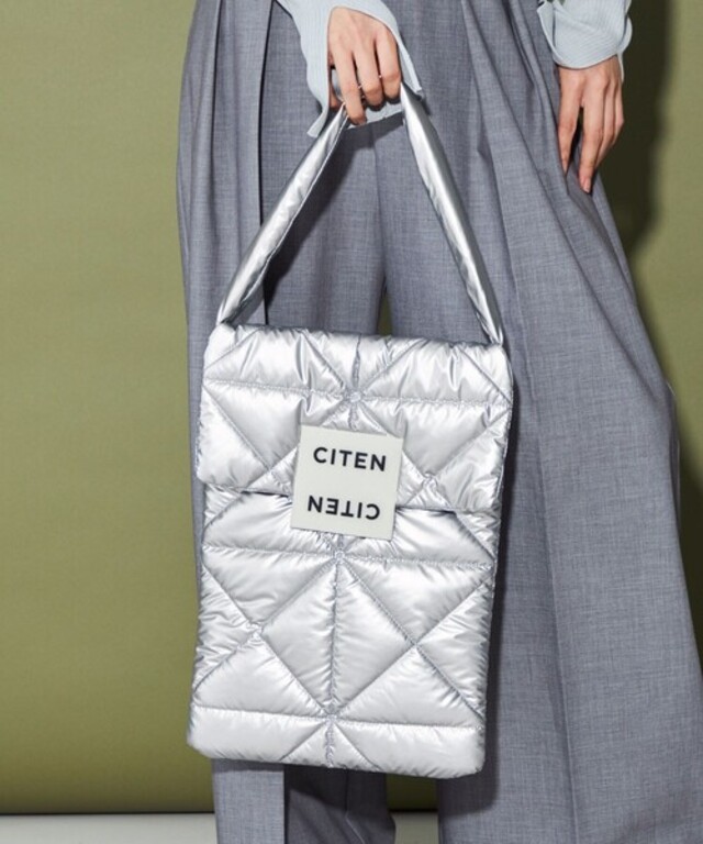 写真 (11枚目) - CITENに“もけもけバッグ”が登場してる！秋冬コーデに投入したい「CITEN小物」7選 - LOCARI（ロカリ）