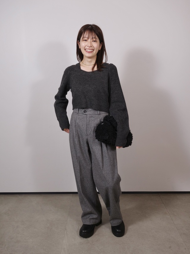 写真 (5枚目) - 【GU冬服2024】30・40代に似合うGUコーデ6選！買い足すべきトレンド小物も大放出 - LOCARI（ロカリ）