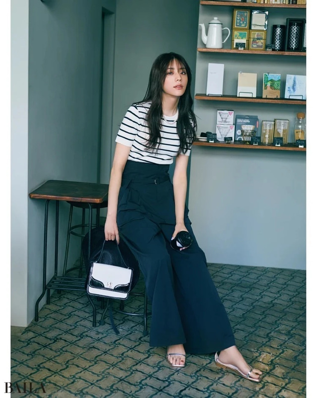 写真 (9枚目) - [最高気温27度コーデ]晩夏から初秋におすすめのレディースコーデ30選 - LOCARI（ロカリ）