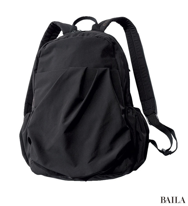 写真 (4枚目) - [理想の通勤リュック]軽くて大容量！550g以下で探すきれいめ派の通勤リュック5選 - LOCARI（ロカリ）