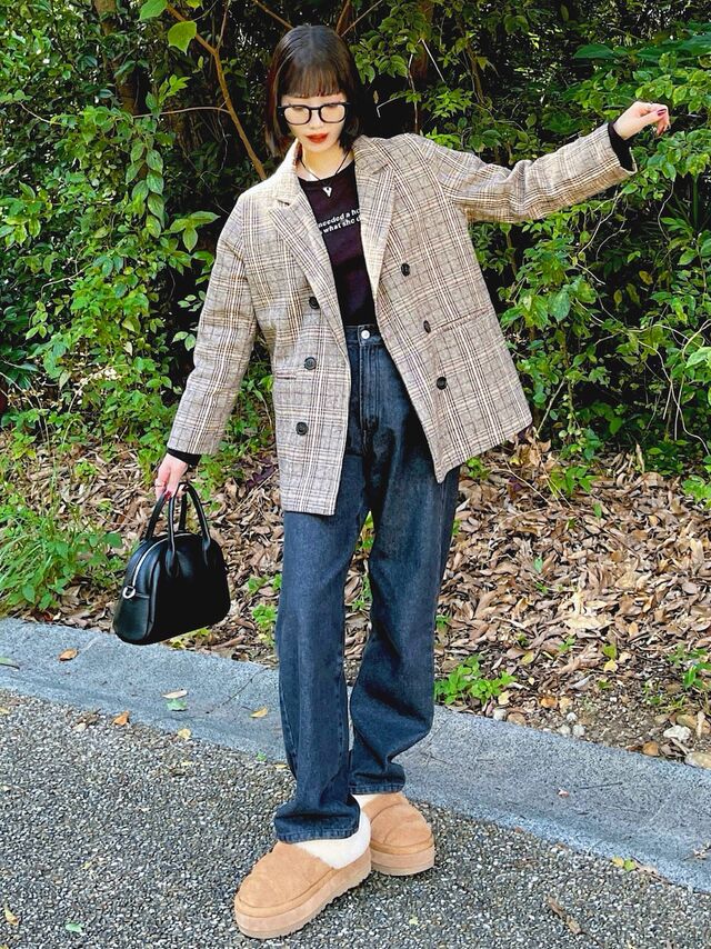 写真 (17枚目) - 2024年も大流行「UGG®︎（アグ）」厚底ブーツコーデ14選 - LOCARI（ロカリ）