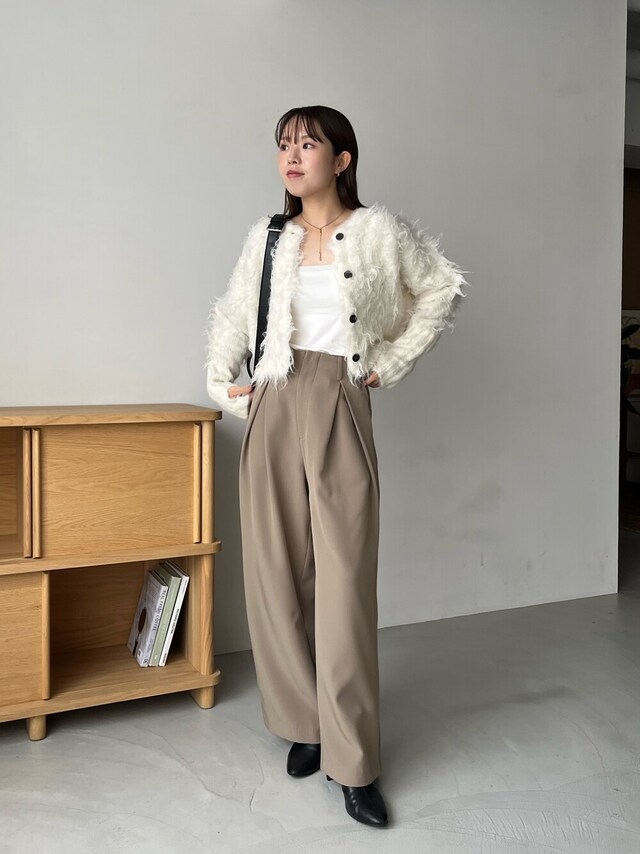 写真 (11枚目) - 丈感でトレンド！2024秋冬「ショート丈カーディガン」13選 - LOCARI（ロカリ）