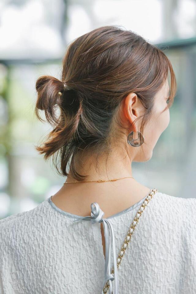 写真 (3枚目) - [ボブヘア]ひとつ結び簡単アレンジSNAP後れ毛も疲れて見えない理由は？ - LOCARI（ロカリ）