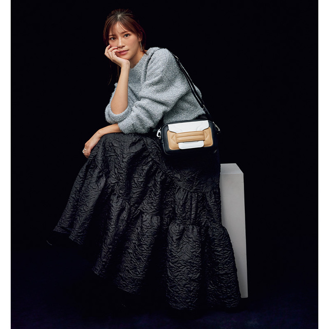 写真 (3枚目) - 主役になる[最新スカート22選]コスパから名品まで“旬シルエット”を攻略！ - LOCARI（ロカリ）