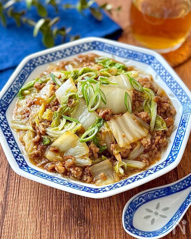 写真 (1枚目) - 今とってもお買い得！白菜たっぷりでおいしく作れる「節約簡単レシピ」16選 - LOCARI（ロカリ）