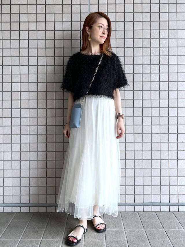 写真 (21枚目) - 【2024】大人の上品見え「マーメイドスカートコーデ」23選｜季節別＆着こなしのコツ - LOCARI（ロカリ）