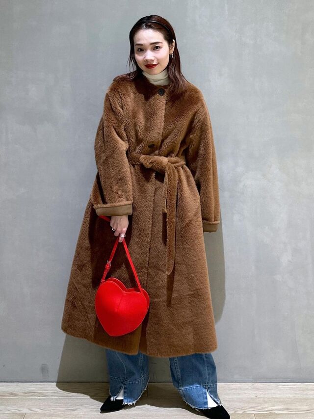 写真 (26枚目) - 【2024冬】彼ウケ♡クリスマスデートコーデ22選｜シーン別＆ホリデー配色コーデ - LOCARI（ロカリ）