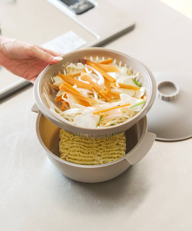 写真 (6枚目) - 【サリュ】12月2日（月）発売！シルクピローカバーほか｜時短調理グッズも - LOCARI（ロカリ）