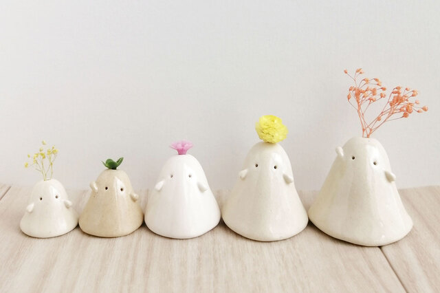 写真 (2枚目) - [連載]いいもの見つけました。No.27 おばけの一輪挿し - LOCARI（ロカリ）