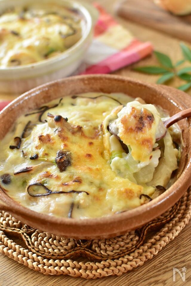 写真 (2枚目) - とろとろ香ばしチーズがたまらない♡濃厚な旨みあふれる「あつあつレシピ」16選 - LOCARI（ロカリ）