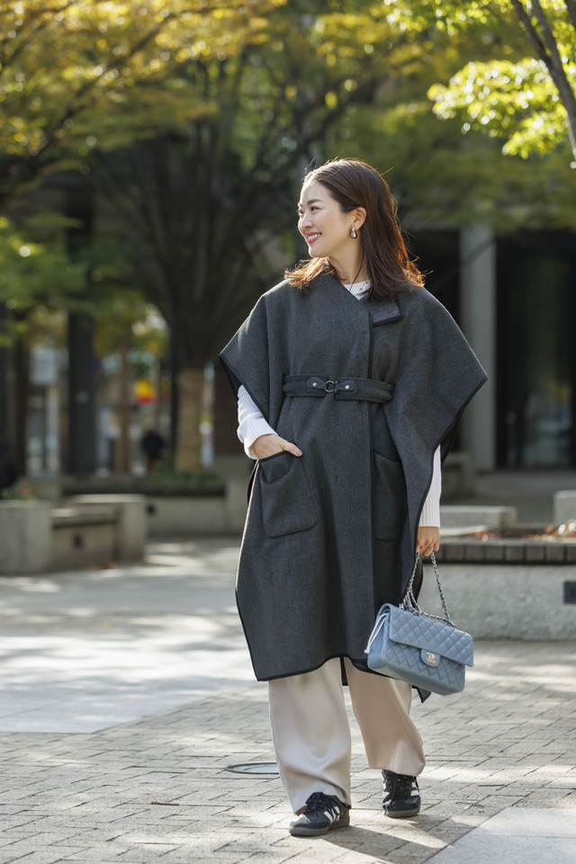 写真 (8枚目) - [ポンチョコート]人気高まる！中に着るニットが邪魔にならない＜SNAP＞ - LOCARI（ロカリ）