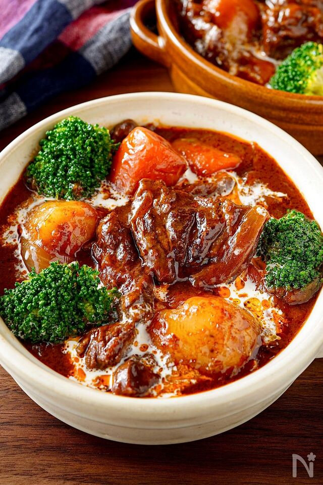 写真 (14枚目) - 心も体もほっこりあったまる♡栄養たっぷり「簡単絶品シチュー」16選 - LOCARI（ロカリ）