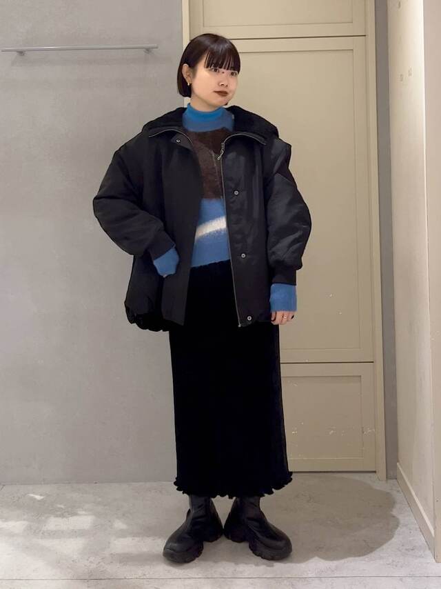 写真 (22枚目) - 【2025】冬ディズニー服装のポイントを解説！月別×大人コーデ15選 - LOCARI（ロカリ）