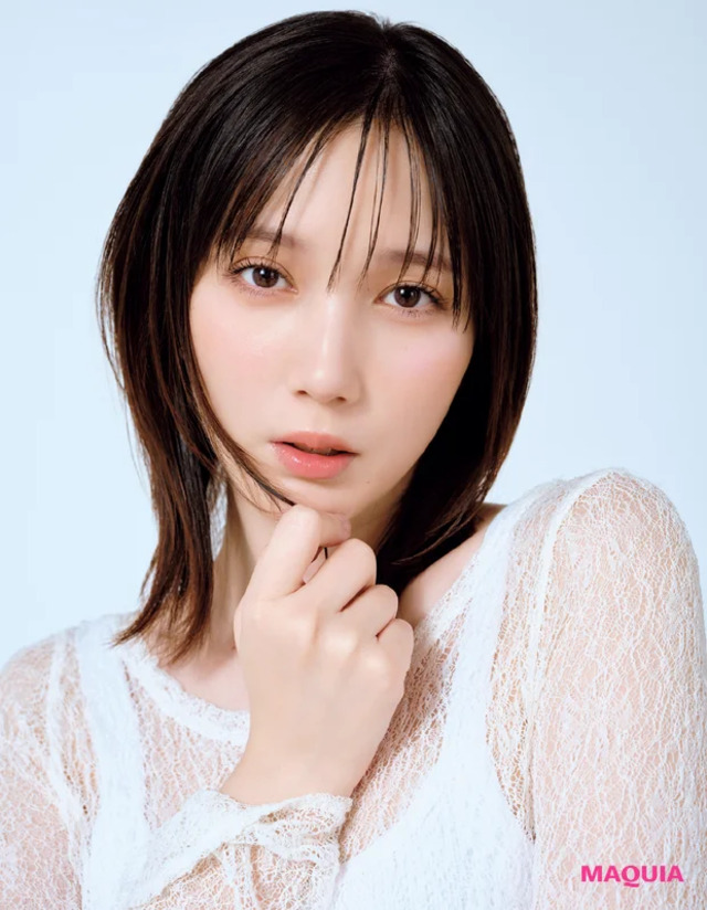 写真 (4枚目) - 本田翼さん「髪を染めるのをやめました！」。ツヤ髪を目指すばっさーの愛用品は？ - LOCARI（ロカリ）