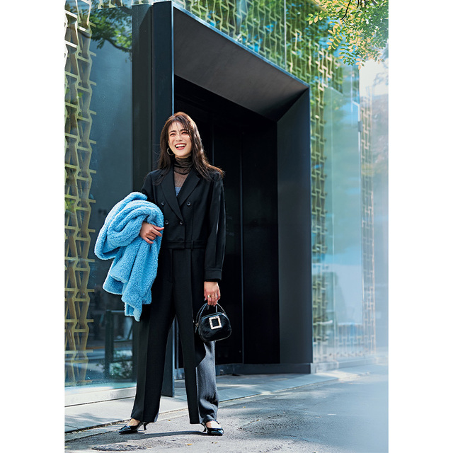 写真 (2枚目) - キレイめ[ジャンプスーツ]に沼るママ続出！シーン別着回しコーデ3 - LOCARI（ロカリ）