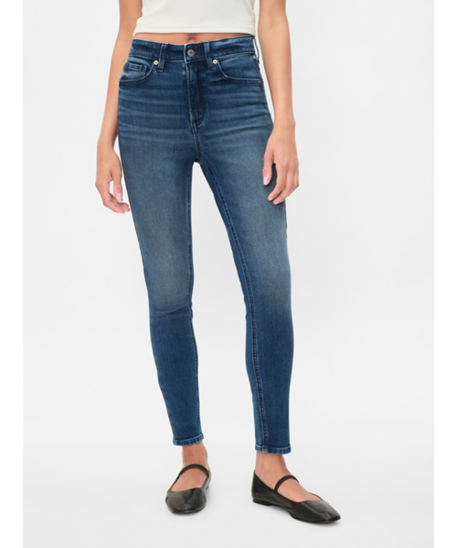 写真 (29枚目) - レギンスとスパッツの違いはどこに？用途や丈を徹底比較。選び方ガイドも！ - LOCARI（ロカリ）