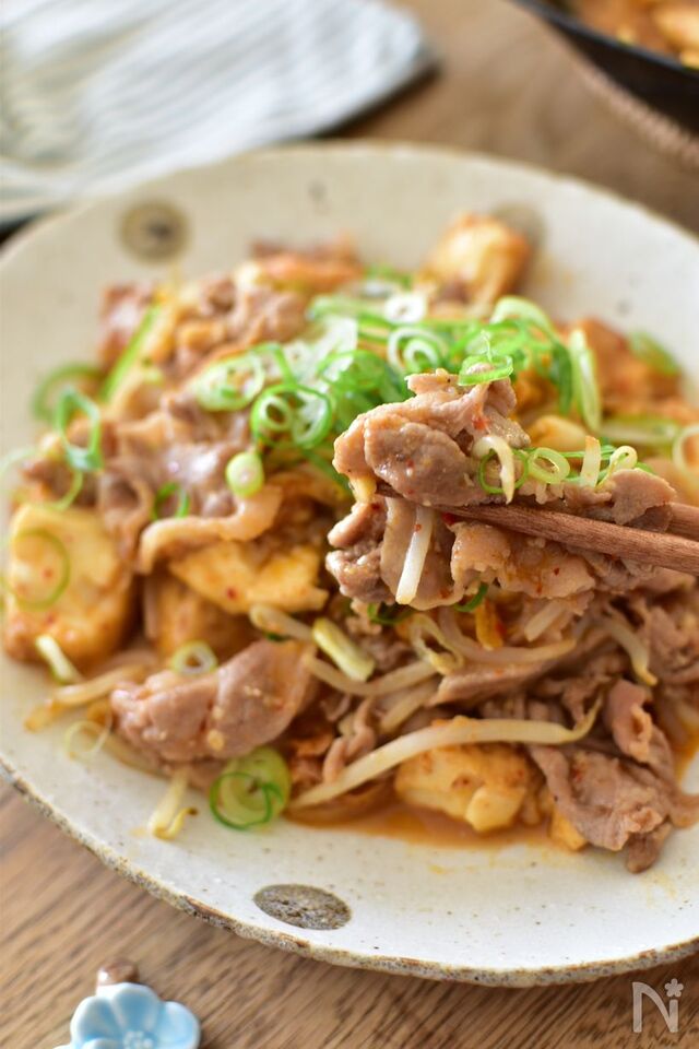 写真 (5枚目) - 箸休めだけじゃない！旨辛くておいしい「キムチたっぷりレシピ」16選 - LOCARI（ロカリ）