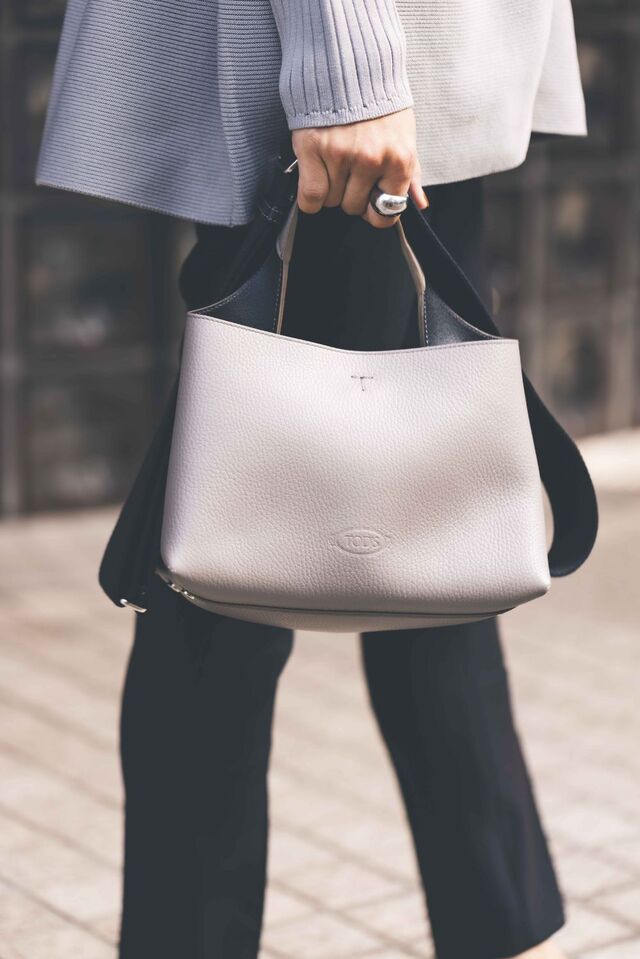 写真 (7枚目) - 洒落見えも便利さも叶える[スマホショルダー]が手放せない＜SNAP＞ - LOCARI（ロカリ）