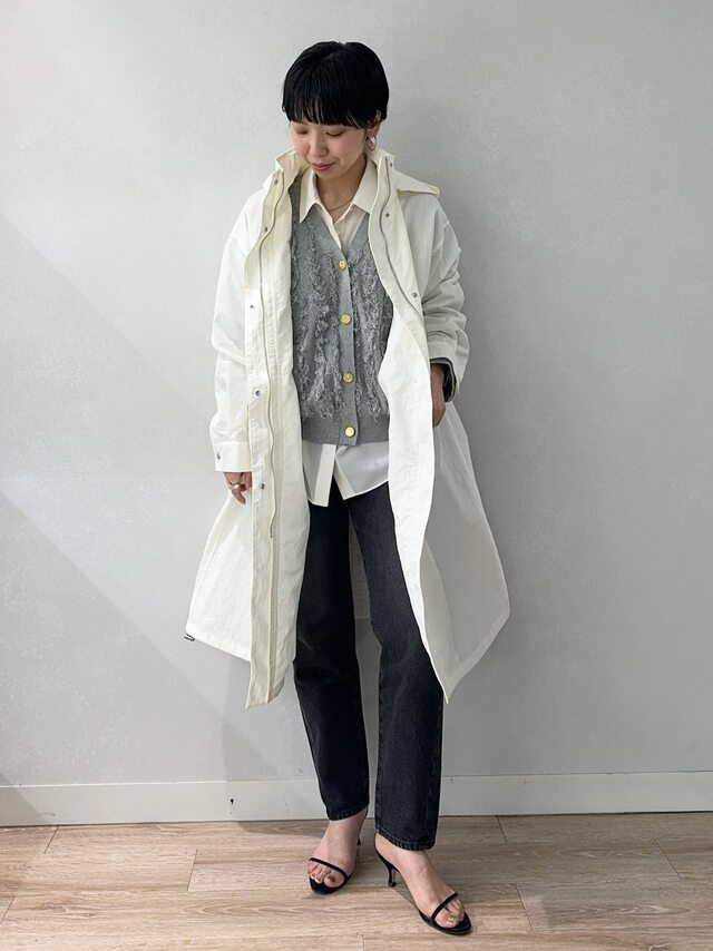 写真 (3枚目) - 2025年トレンド最前線「フリンジ」！大人女子も取り入れやすいおすすめアイテム＆着こなし術 - LOCARI（ロカリ）