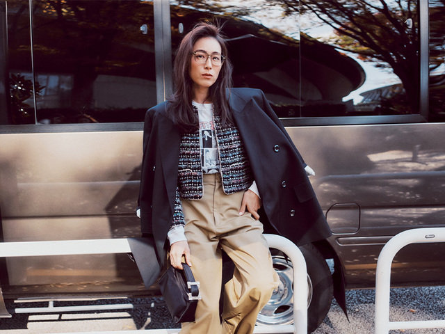 写真 (4枚目) - VERYスタイリストが提案する[甘い服]が“トレンド見えする”3つの方法！ - LOCARI（ロカリ）