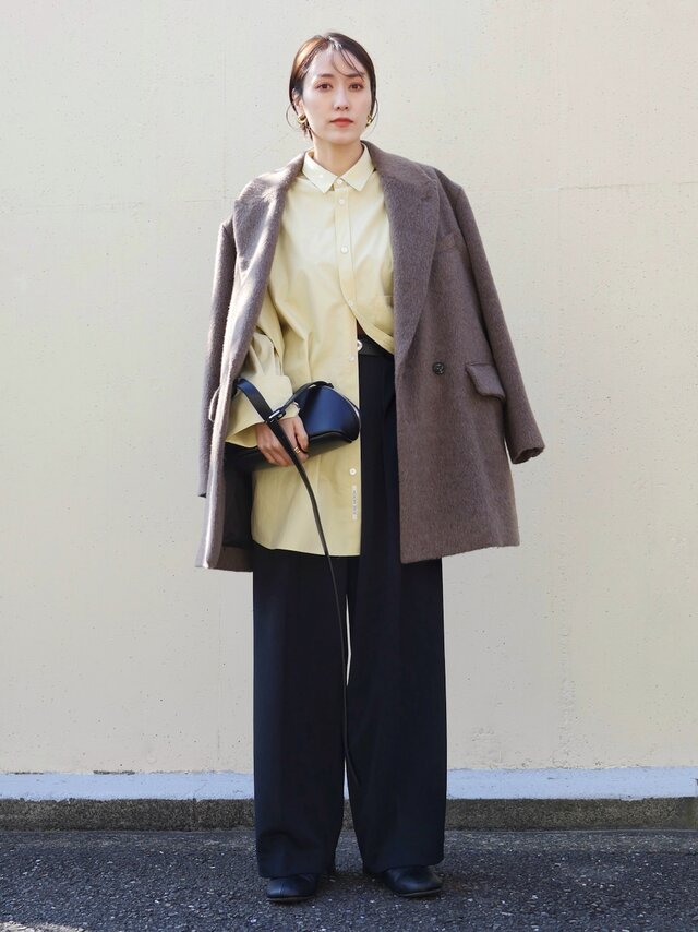 写真 (6枚目) - 2025年は“バターイエロー”がトレンド！最旬イエローコーデ14選 - LOCARI（ロカリ）