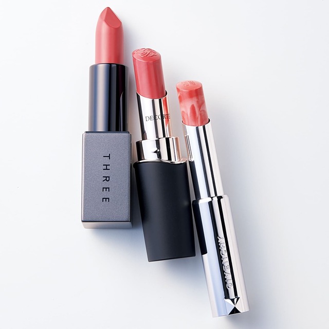 写真 (2枚目) - 「40代50代の春トレンドのリップ」人気ヘアメイクさんのおすすめ6選 - LOCARI（ロカリ）