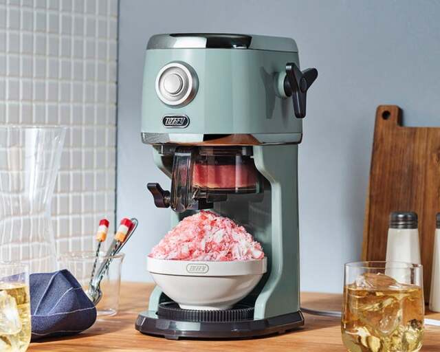 おうちでひんやりデザートを楽しむ♡「Toffyシリーズ」人気電動かき氷器とアイスクリームメーカに新色が登場 - LOCARI（ロカリ）