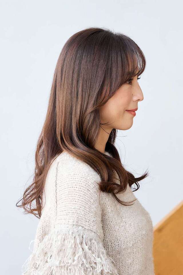 写真 (2枚目) - [40代の－5歳見えヘア]トップのぺたんこ悩みには「部分パーマ」で自然にボリュームを演出！ - LOCARI（ロカリ）