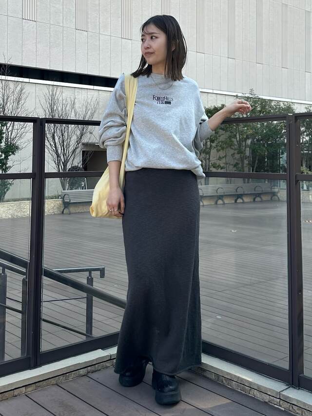 写真 (11枚目) - 【春の装いを更新！】カジュアルからエレガントまでスカートコーデ13選 - LOCARI（ロカリ）